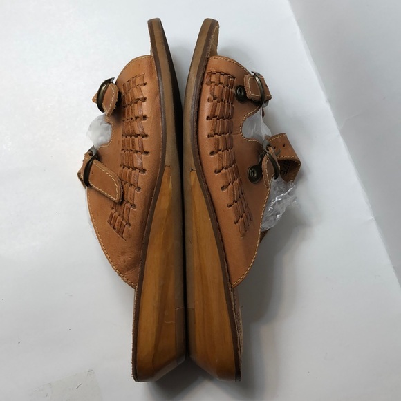Rapallo | Shoes | Vintage 8s Rapallo Leather Boho Sandals Wood Heel ...